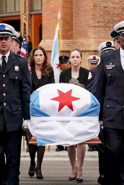 Chicago Fire Otro personaje se despide del drama de bomberos de NBC con trágico final VADER