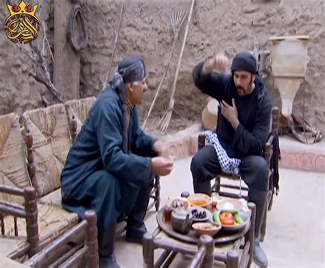 وين ابوك يا معتز الزلمة طلعلوا دنكورة براسه بالحمام باب الحارة عاج