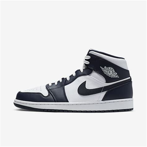 Jordan. Nike DE