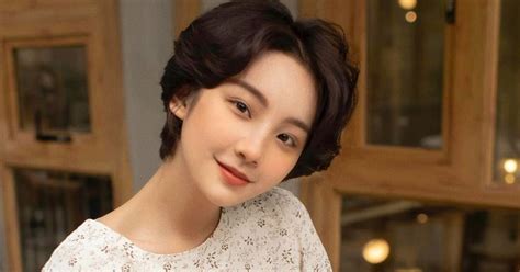 Nhan S C Thu H Ceri Trong M N Qu C A Cha