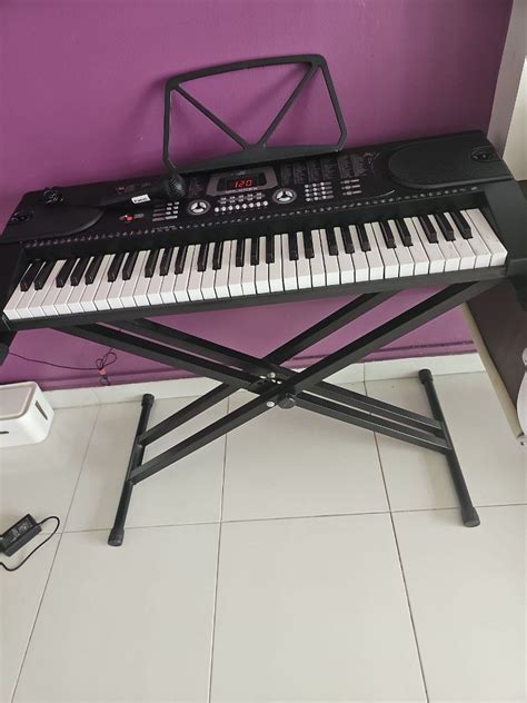 Electronic Keyboard Hobbies And Toys Music And Media Musical Instruments On Carousell