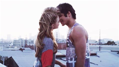 Chloe Grace Moretz And Tyler Posey