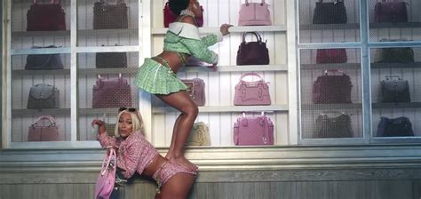 UpdateCharts On Twitter TOP 50 MELHORES FEATS 50 Saweetie Ft