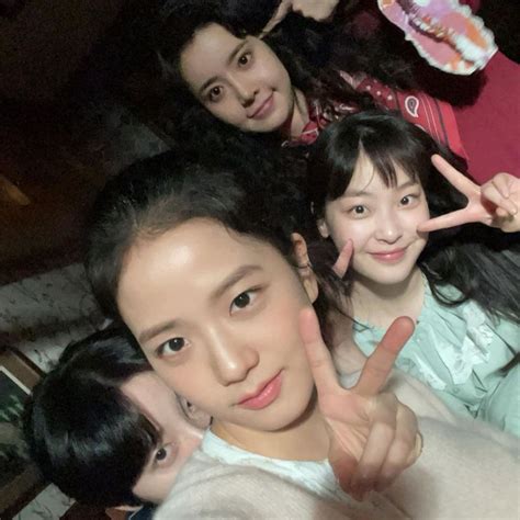 Mengandung Bawang Momen Jisoo Blackpink Dan Kim Mi Soo