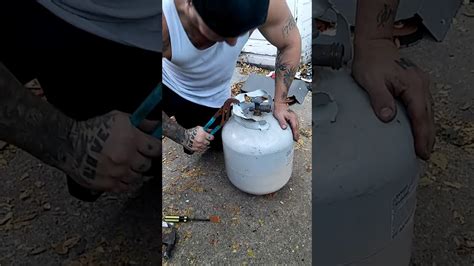How To Open A Stuck Valve On A Propane Tank At Lydia Christopher Blog
