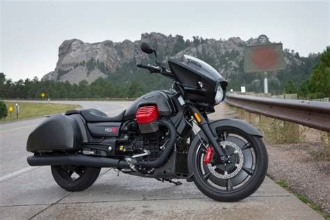 The 10 Best Cruiser Motorcycles Of All Time