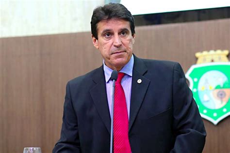 Multa De R 200 Mil A Deputado Por Aglomeração Durante A Pandemia é