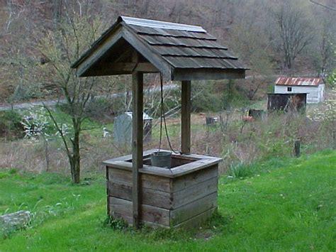 This Is The Famous Well That Loretta Sings About In Coal Miner S Daughter