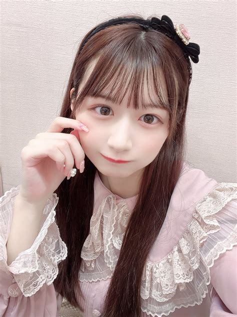 奏怜花🌷ニコラバ On Twitter 私服ライブありがとうございました🌷 今日は薄ピンクのブラウスとベージュのスカートで春っぽく淡く