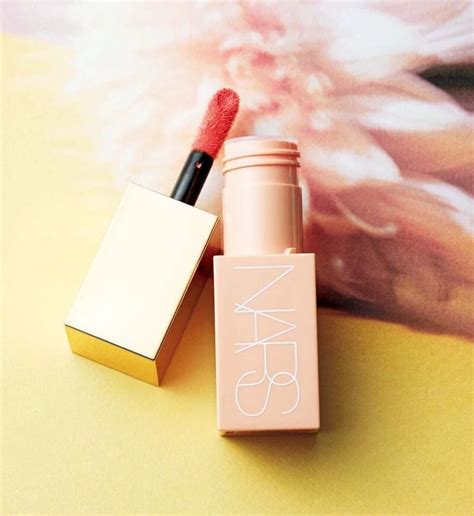 【2023年下半期ベストコスメ】チーク部門1位は『nars』のリキッドブラッシュ！ツヤと美しい発色が人気！ Inred Web（インレッドウェブ