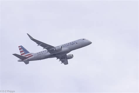 Embraer Erj 175lr N255nn Embraer Erj 175lr Departing Dayto… Flickr