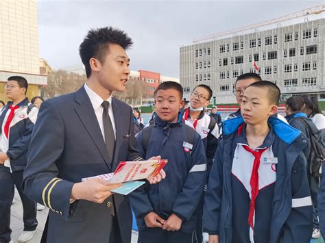 南航新疆分公司让“维护国家安全”知识“飞”到百姓身边 治理