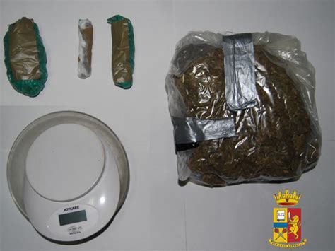 Droga Arresti Della Polizia Nella Piana Di Gioia Tauro Ntacalabriait