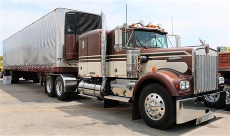 Pin By Carlos TF On Camiones Viejoskenworth Kenworth Trucks Big Rig