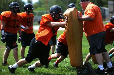 Jonesville Football Looking To Match Homers Increased Physicality In