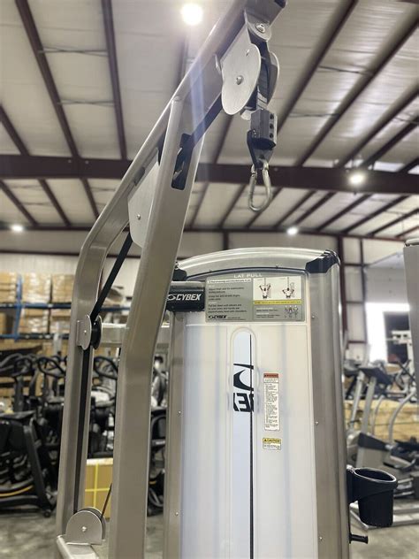 Cybex Vr3 Lat Pulldown