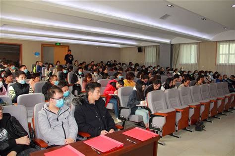 济南市黄台小学举行“三原色”家校社揭牌仪式 海报新闻