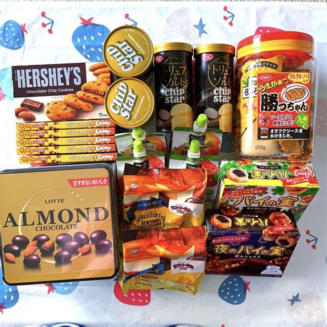 お菓子詰め合わせ クランキー アーモンドチョコ パイの実 チップスター Etc メルカリ