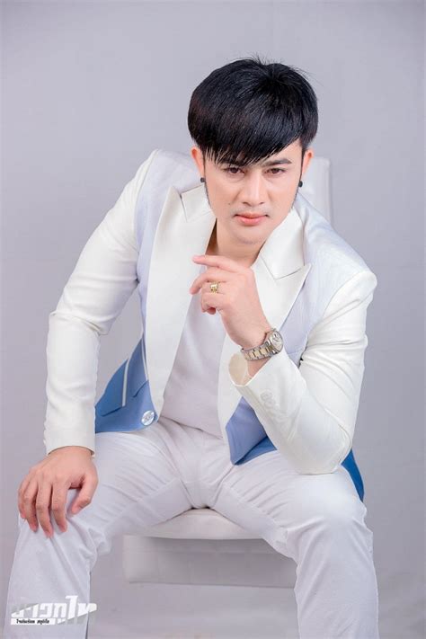 สาวน้อยเพชรบ้านแพง ประวัติ โจ ยมนิล หรือ ยมนิล นามวงษา