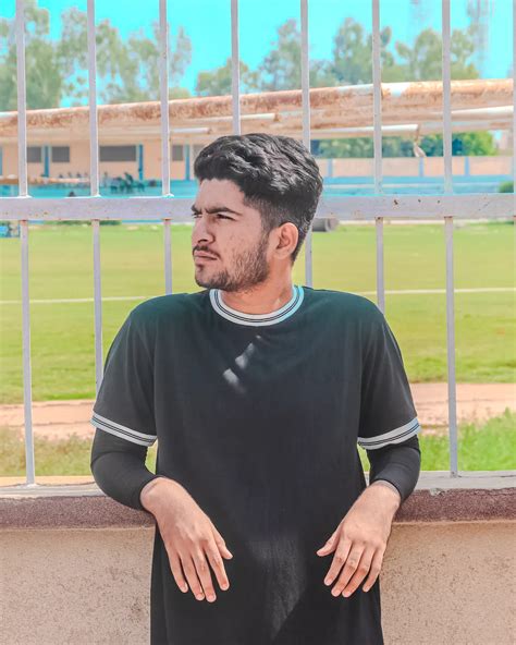 I Ateeq Iateeq • Instagram Photos And Videos