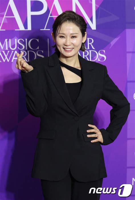 김선영 강엔터테인먼트와 재계약…오랜 우정 이어간다 뉴스1