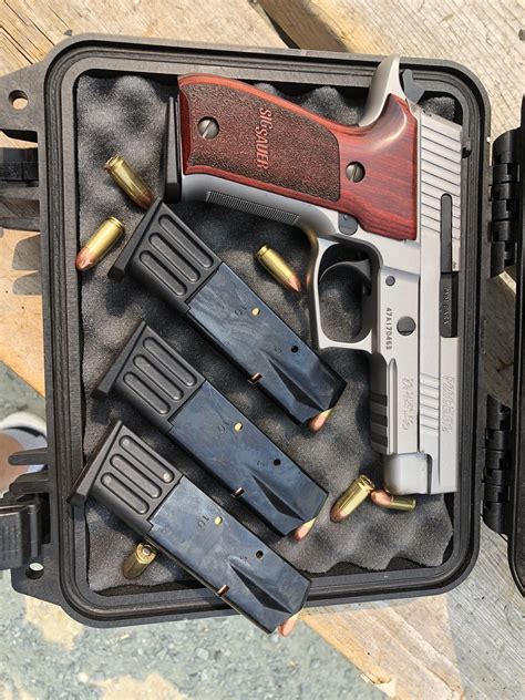 My P Stainless Elite D R SigSauer