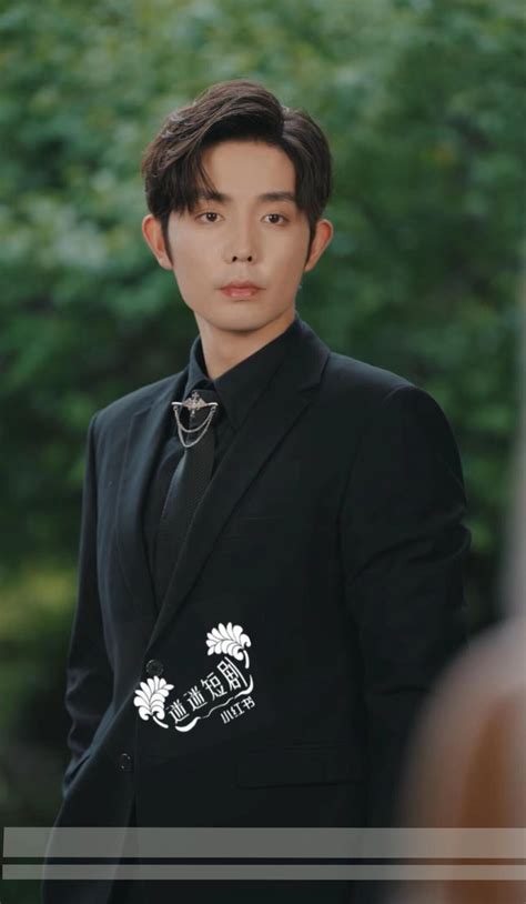 小雯的日常生活 小雯的日常生活 Added A New Photo