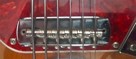 Squier Bass Vi Page 2