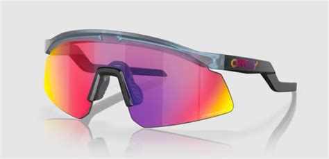 Buy Oakley Hydra In India