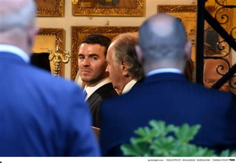 Θεαματικός γάμος Ο γιος της Γιάννας Αγγελοπούλου δένει τον κόμπο με
