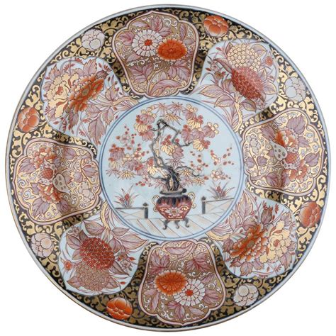 Japanese Plate Flowers Gilt Decorations 18th Century For Sale At 1stdibs