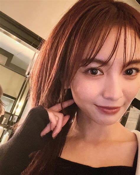 ほのかさんのインスタグラム写真 ほのかinstagram「💇🏻‍♀️🍁 ロングヘア楽しもう~」10月24日 23時32分