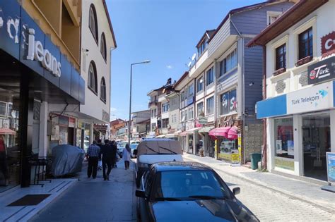 Fatih Sultan Mehmet Caddesi Araç Trafiğine Kapalı Olacak