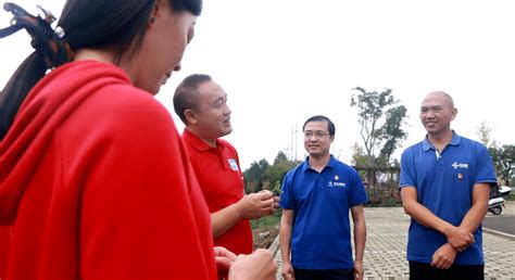云天化携手农林卫视《中国农资秀》走进四川雅安——“美”肥料种出美茶叶 搜狐大视野 搜狐新闻