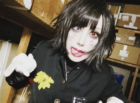 Pin By Аа On Быстрое сохранение Visual Kei Celebrity Skin Chill