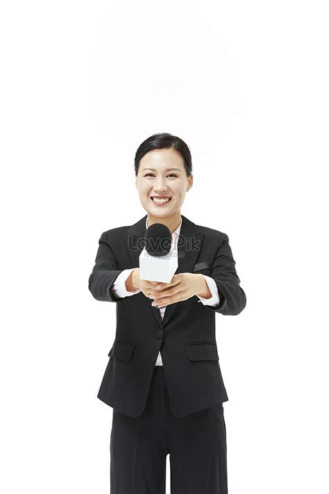 여성 기자 인터뷰 사진 무료 다운로드 Lovepik