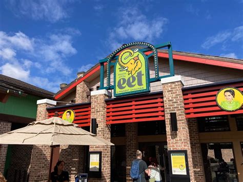 Photos Eet By Maneet Chauhan Now Open At Disney Springs