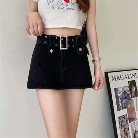 กระโปรงยีนส์สั้น Y2k ซับในเป็นกางเกง ไม่ยืด แถมเข็มขัด เก๋ๆโชว์ขาอ่อนแซ่บๆ สไตล์เกาหลี Tra040