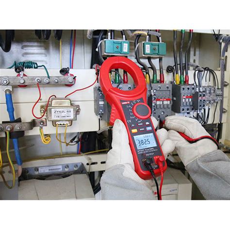 Ut221 True Rms Digital Clamp Meter 2000a Acdc Ram Electronics Website