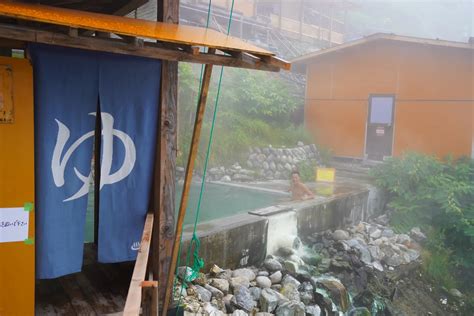 白馬鑓ヶ岳白馬鑓温泉泊でのんびり温泉登山