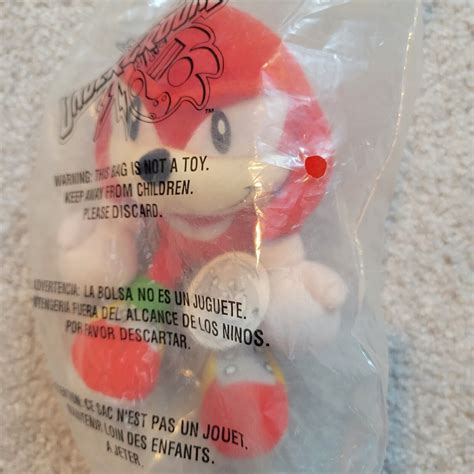 Sonic The Hedgehog Knuckles Grin Plush Purple Eyes 10 Inch Authentic