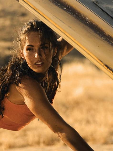 Megan Fox K Uhd Wallpaper For Ultrahd Desktop And Tv Widescreen And Ultrawide Display