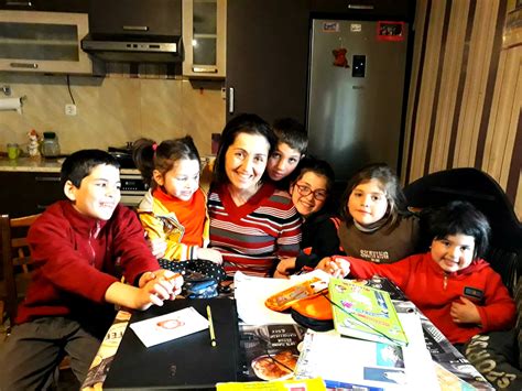 😍 ფოტოზე თეა მერლანი 6 შვილთან ერთად იფარის თმი სოფელი ბოგრეში Lag ის მმარათველი საბჭოს