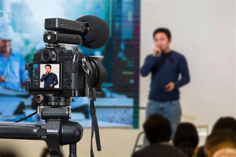 Dedicated Broadcasting Live Streaming Blue Circle Marketing
