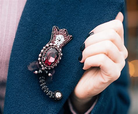 La broche comment l adopter pour être tendance