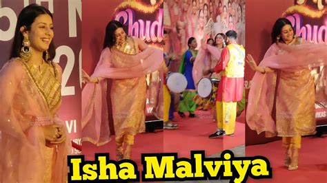 Isha Malviya Dhol Tasha Baje Aur Bhangra Na Kare Aaise Ho Hi Nahi Sakta