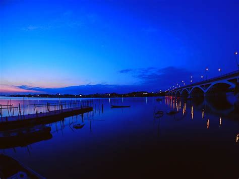 手賀沼にて その4 空と湖面と手賀大橋 日没後 千葉県柏市 手賀沼 tokyocameraclub 写 Flickr
