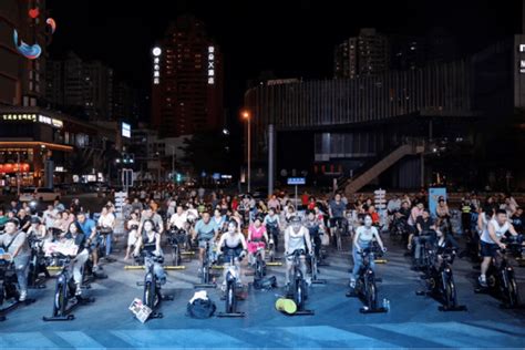 2023海口全民健身嘉年华第三站火热进行中！新潮户外健身风席卷万象城活动市民体育