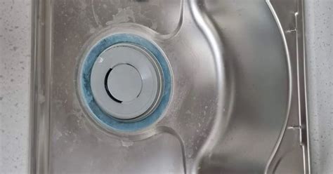 신축 입주 청소는 처음 진행해보았습니다 처음엔 신축이면 깨끗할텐데 업체를 부를 필요가 있나 하고 생각했었는데 오히려 신축이면 더더욱 필요하다는 것을 알게되었습니다