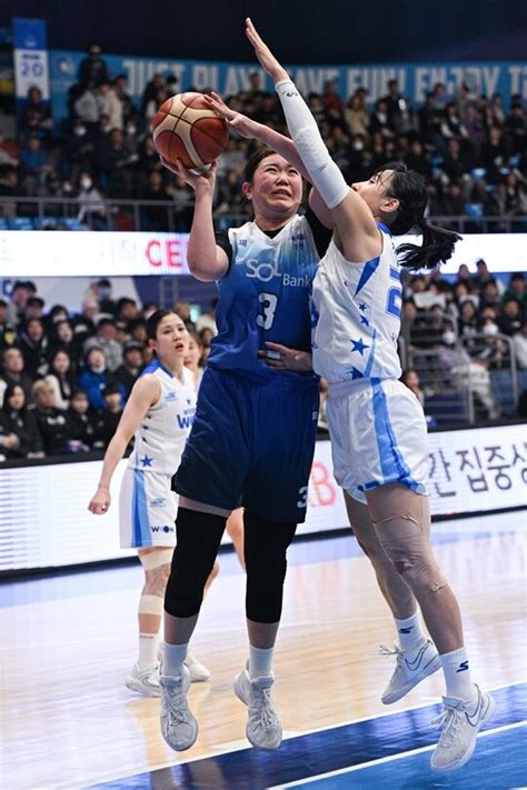 1승이 귀중한 신한은행 웃지 못했던 타니무라 리카